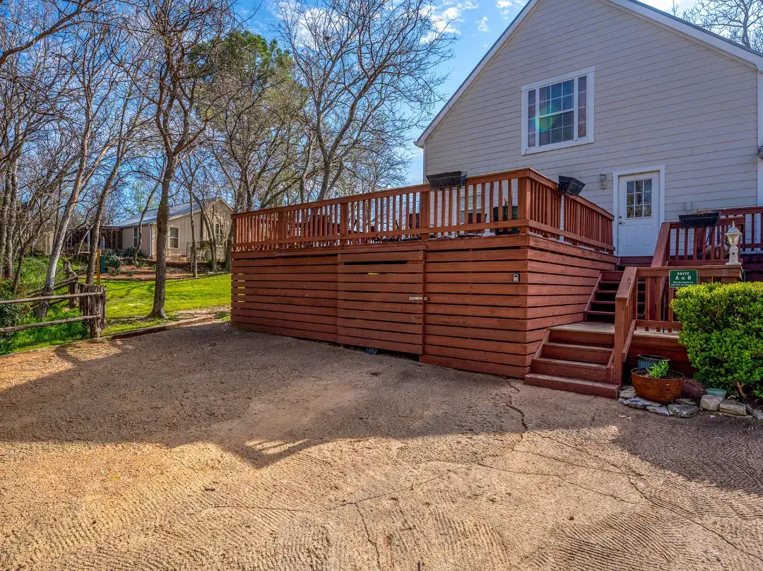Cozy Suite With Coffee Bar And Scenic Deck - Charming Retreat - Fredericksburg, TX
