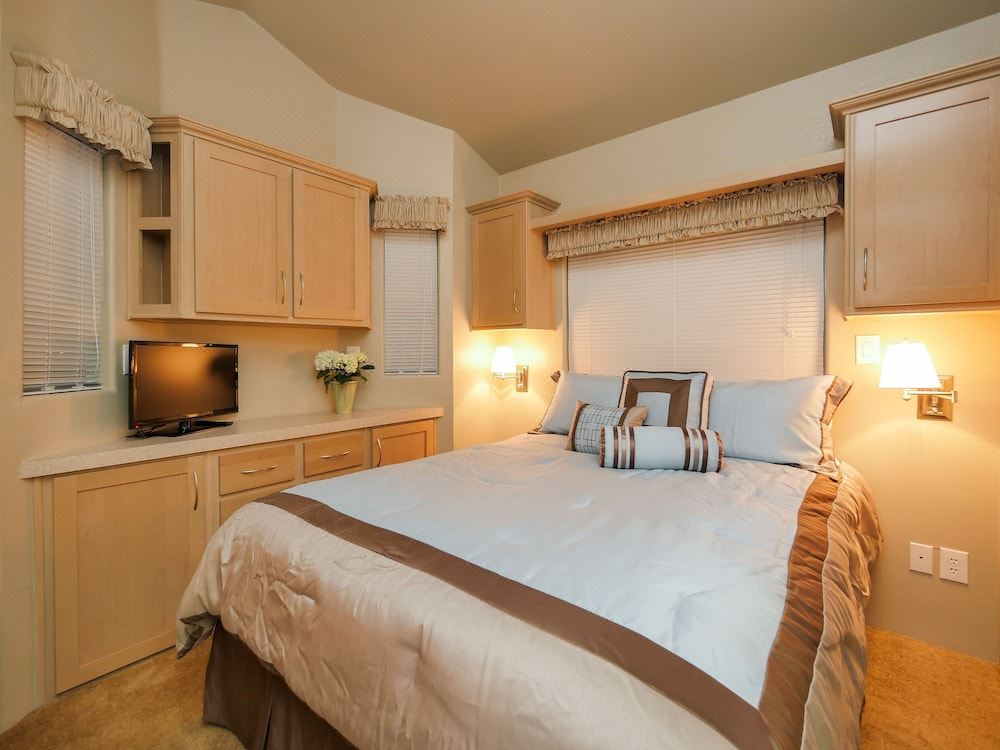 The Cottages At Golden Village Palms - Hemet, CA