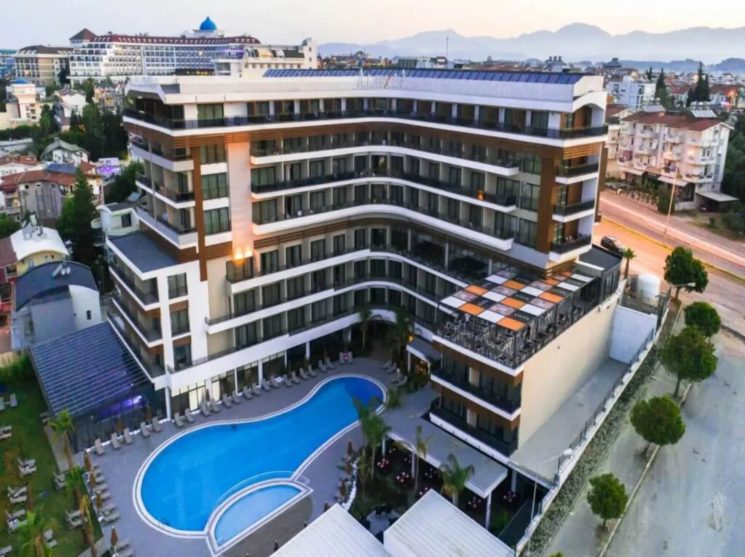 Alexia Resort & Spa - Side