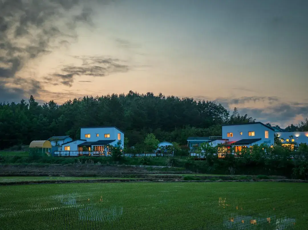 Gangneung Stay Poolvilla - Gangneung-si