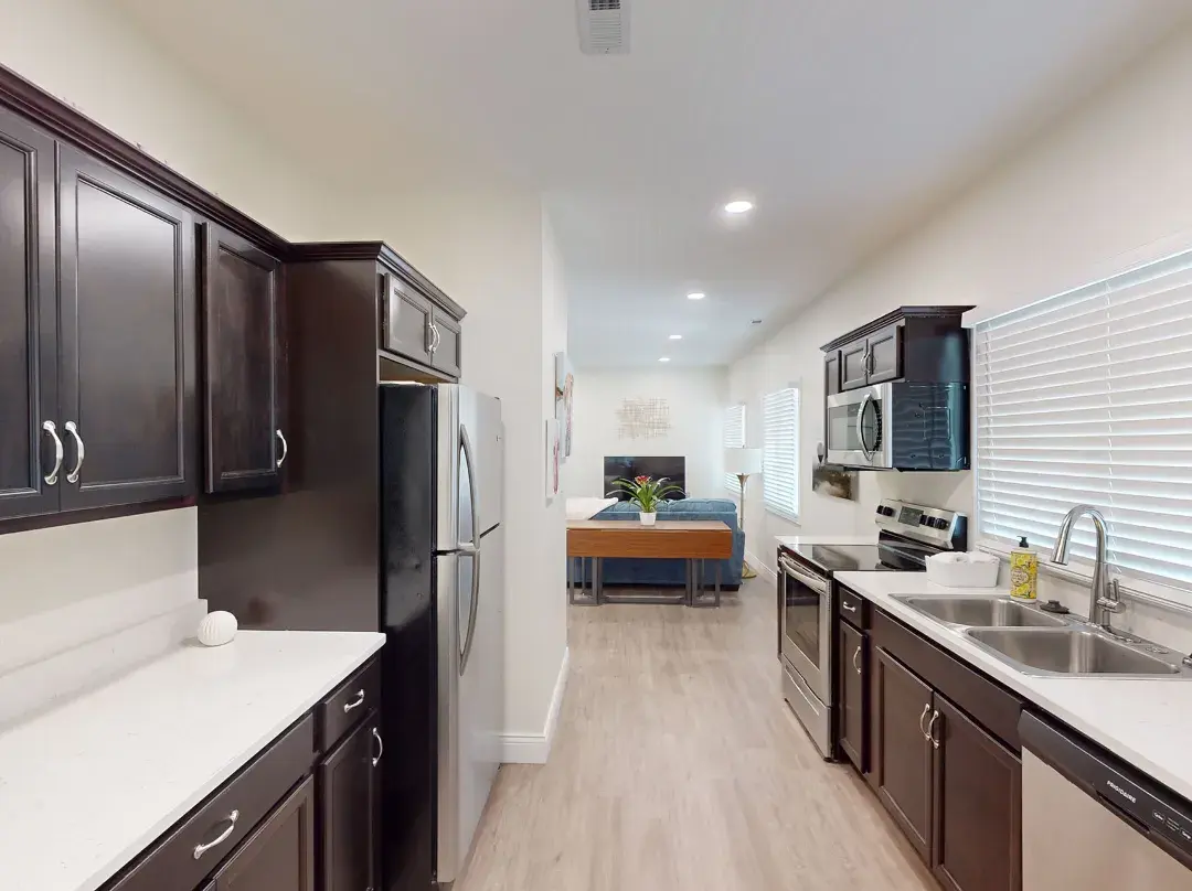 Cozy Kitchen And Convenient Parking - Charming Iu Campus Retreat - Bloomington, IN