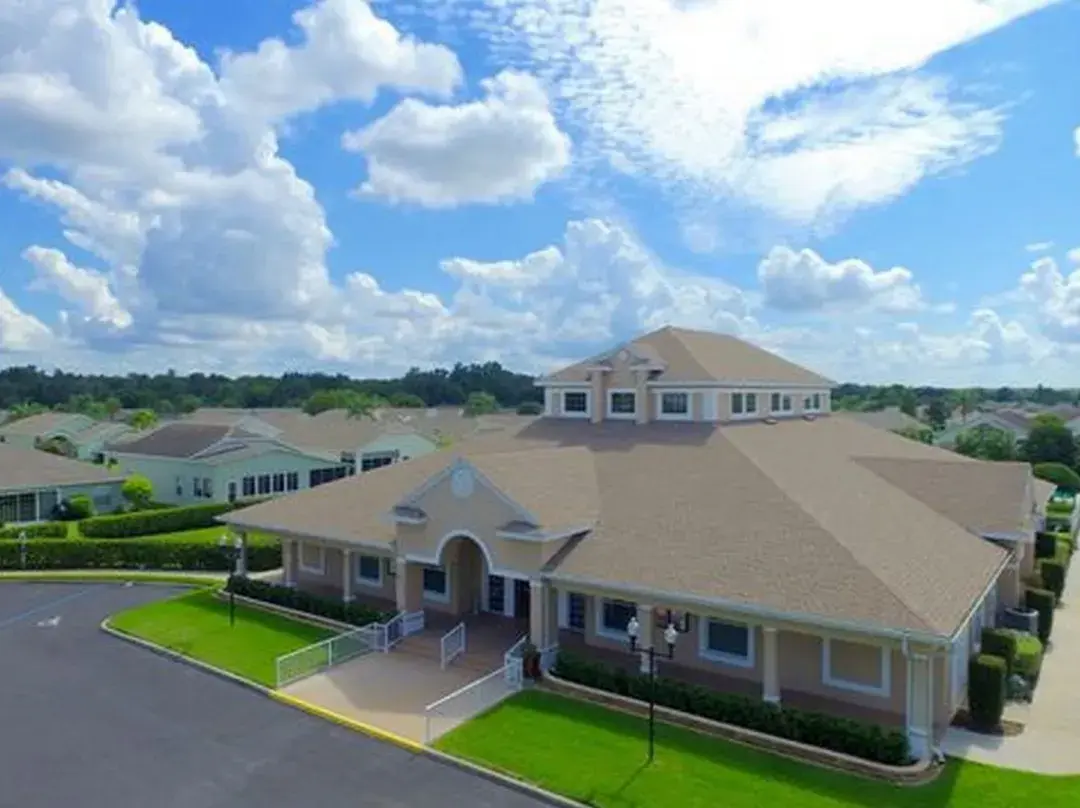 Screened Pool And Golf Course Access - Beautiful Tranquil Sanctuary - Davenport, FL