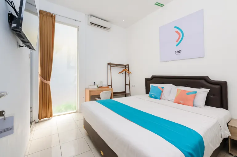 Sans Hotel La Vida Malang - Malang