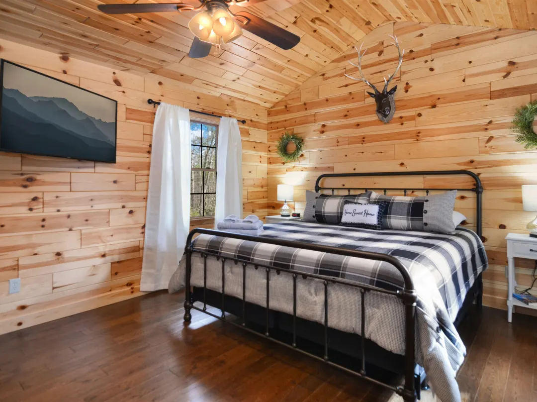 Scenic Views And Cozy Fire Pit Retreat - Stunning Luxury Cabin - Dahlonega, GA