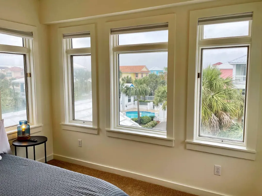 Gorgeous Ocean View And Community Pool - Serene Beach Escape - Navarre, FL