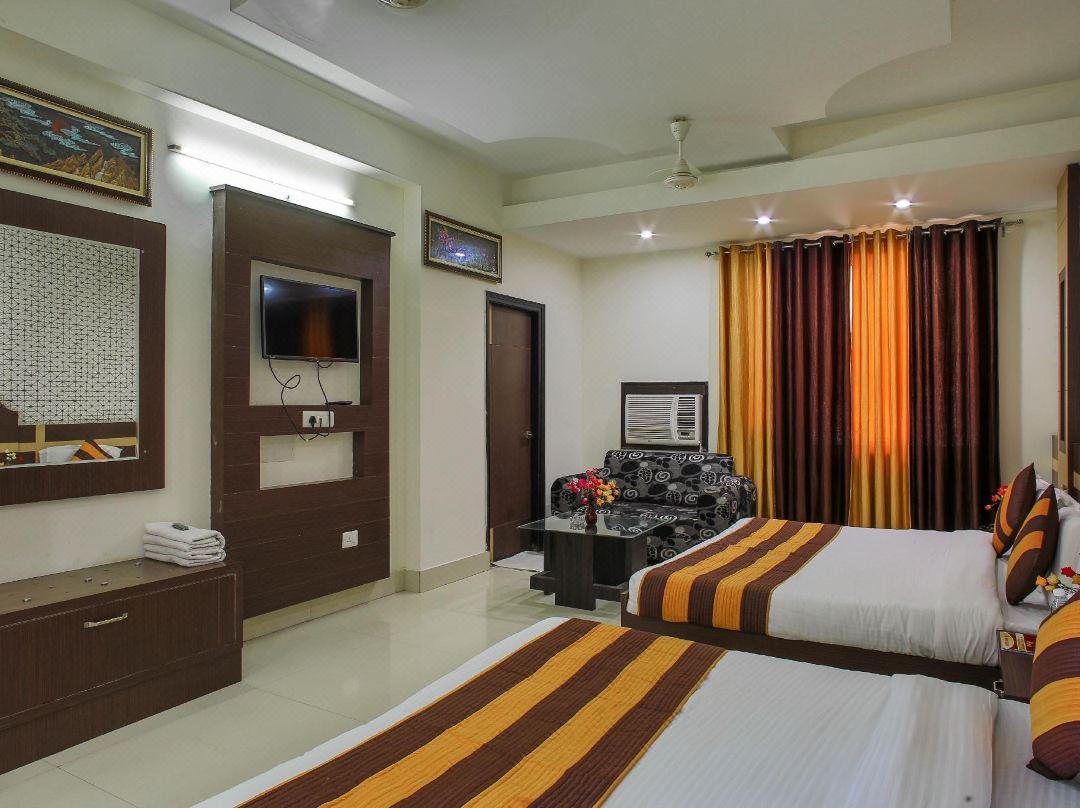 Hotel Maa Gayatri - Katra