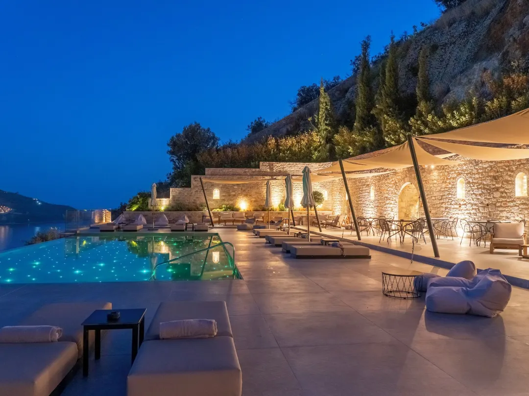 Manifest Boutique Hotel - Пелопоннес