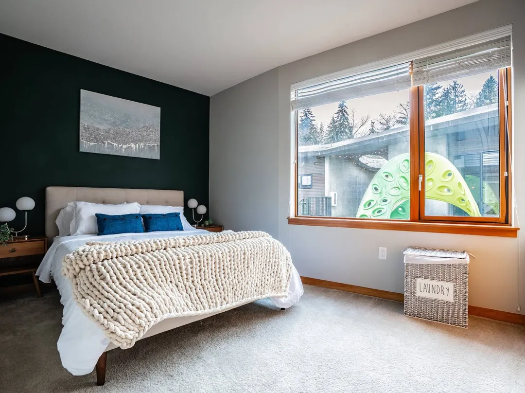 1br | Modern, Chic, Ac | Bellevue | Sophari D - Issaquah, WA