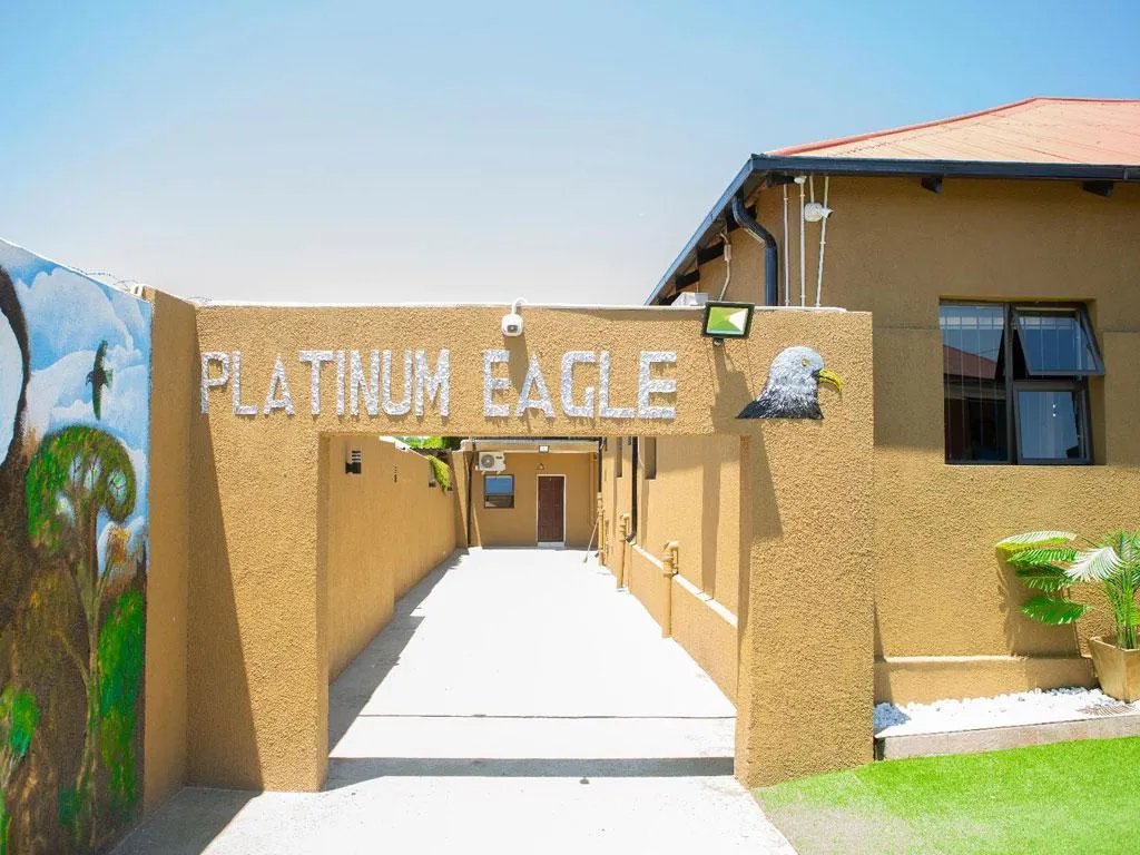 Platinum Eagle Guest House - Johannesburg South