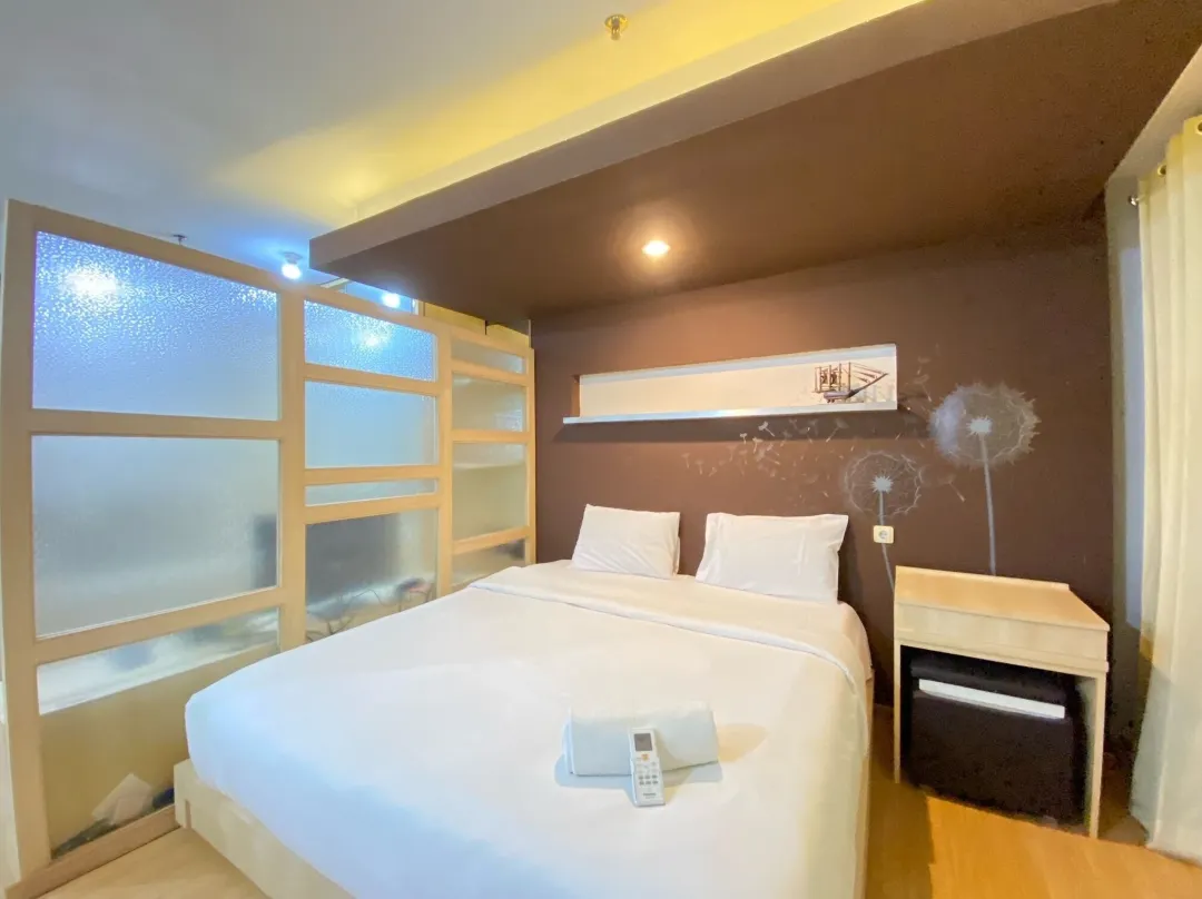 Spacious Studio Room At Gateway Ahmad Yani Cicadas Apartment - Bandung