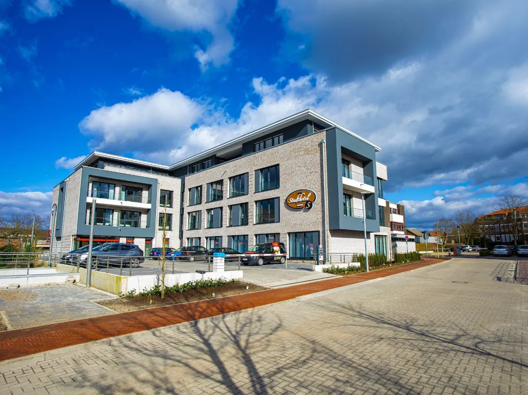 Stadthotel Lohne, Self Check In, Mit Bäckerei Und Cafe - Lohne (Oldenburg)