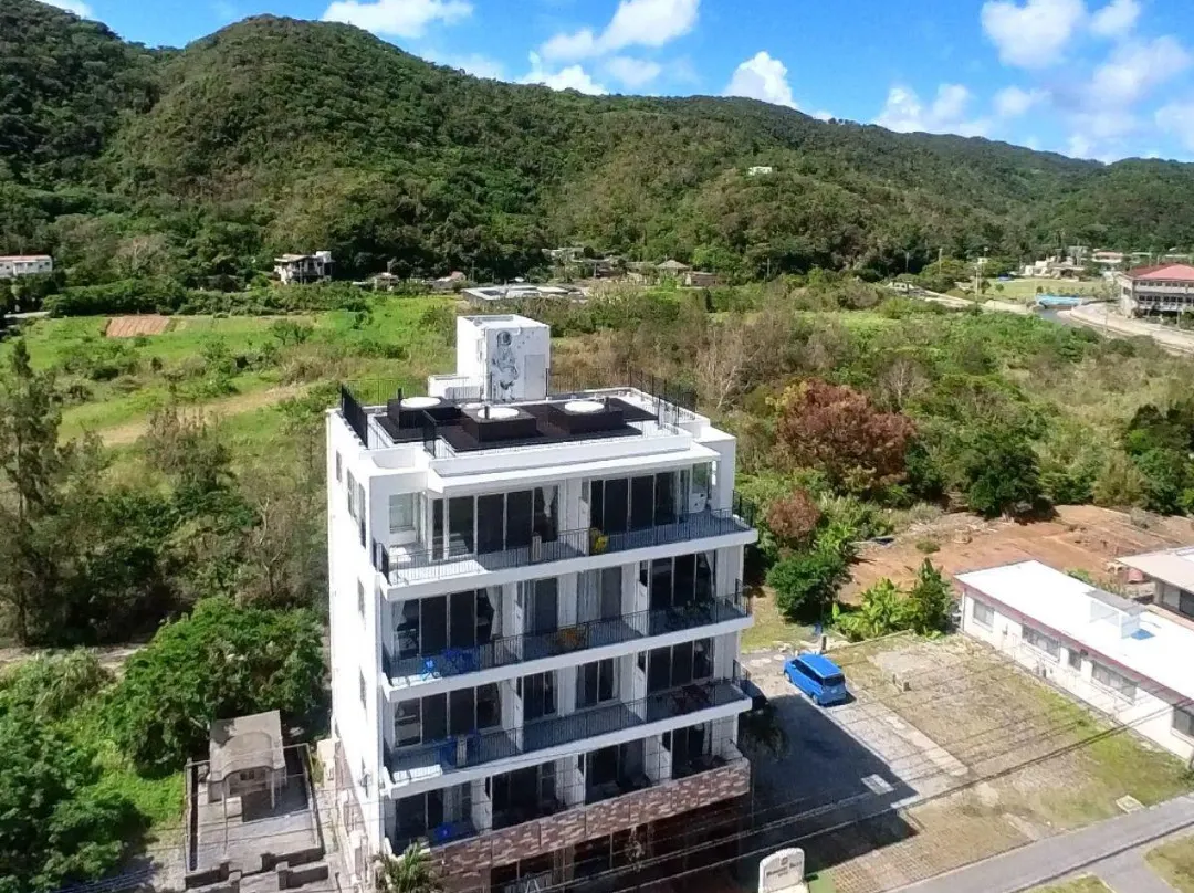 Hundred Days Hotel - Nago