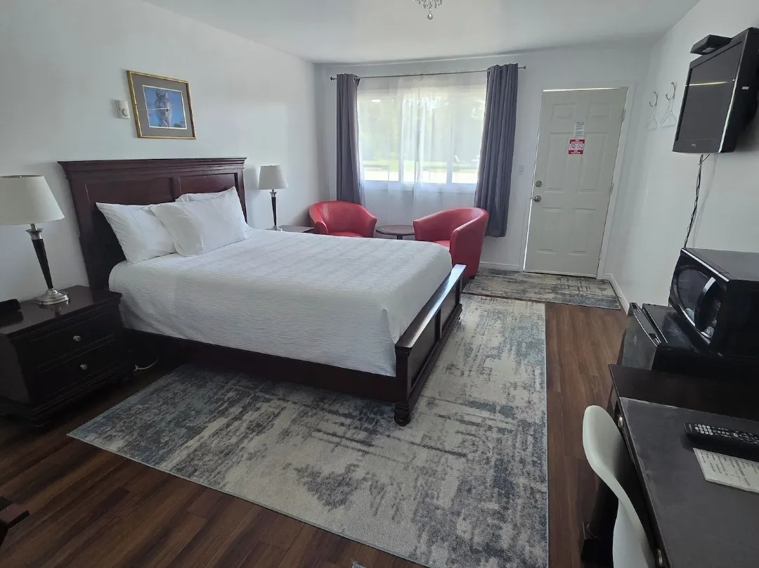 White Fang Motel - Ontario