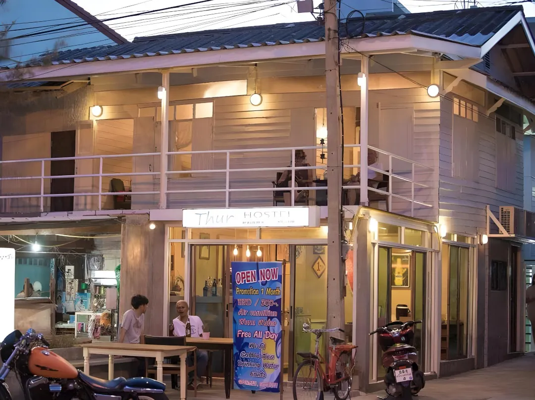 Thur Hostel - Prachuap Khiri Khan