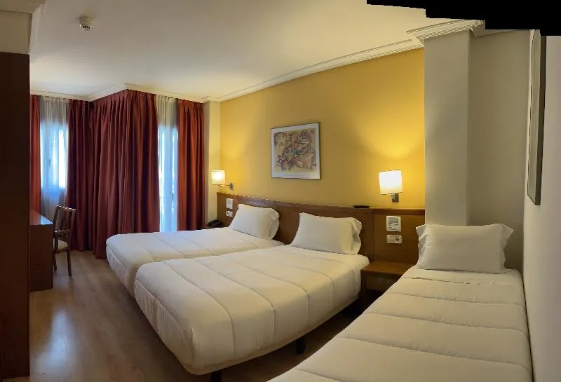 U Hotel Ogalia Vigo - Vigo