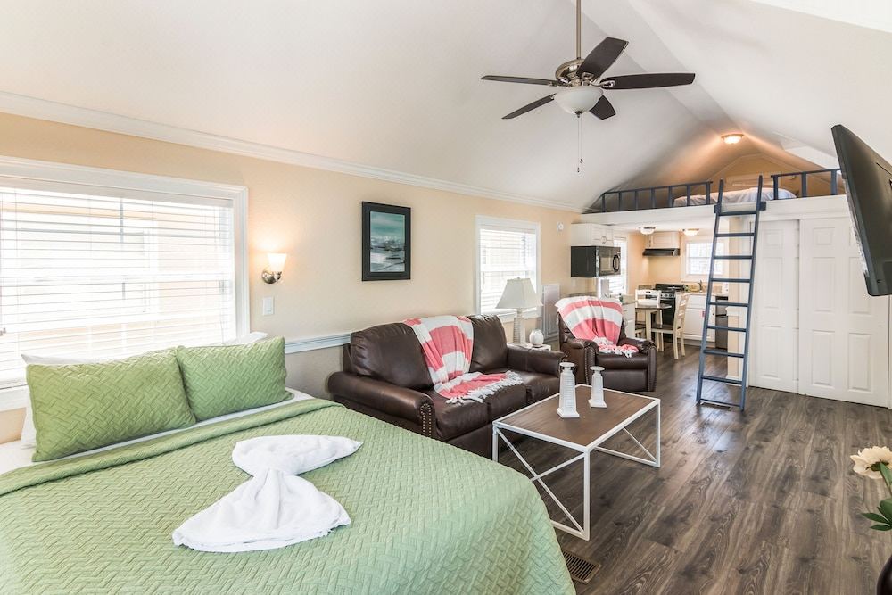 Tropical Palms Resort - Celebration, FL