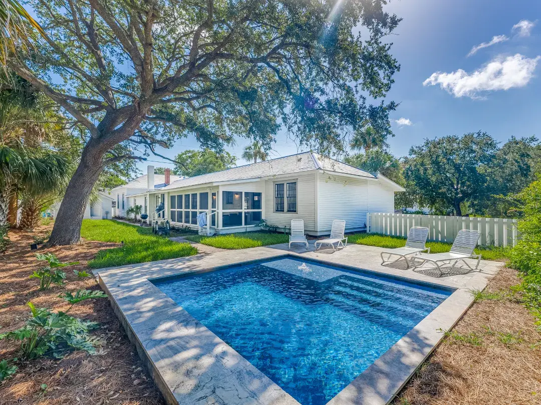 Chic Retreat - Private Pool, Bowling Alley, Historic Gem - Tybee Island, GA