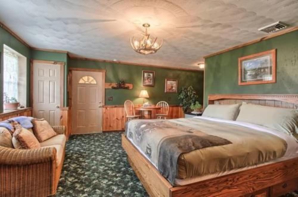 Berry Patch Bed And Breakfast - Bethel, PA