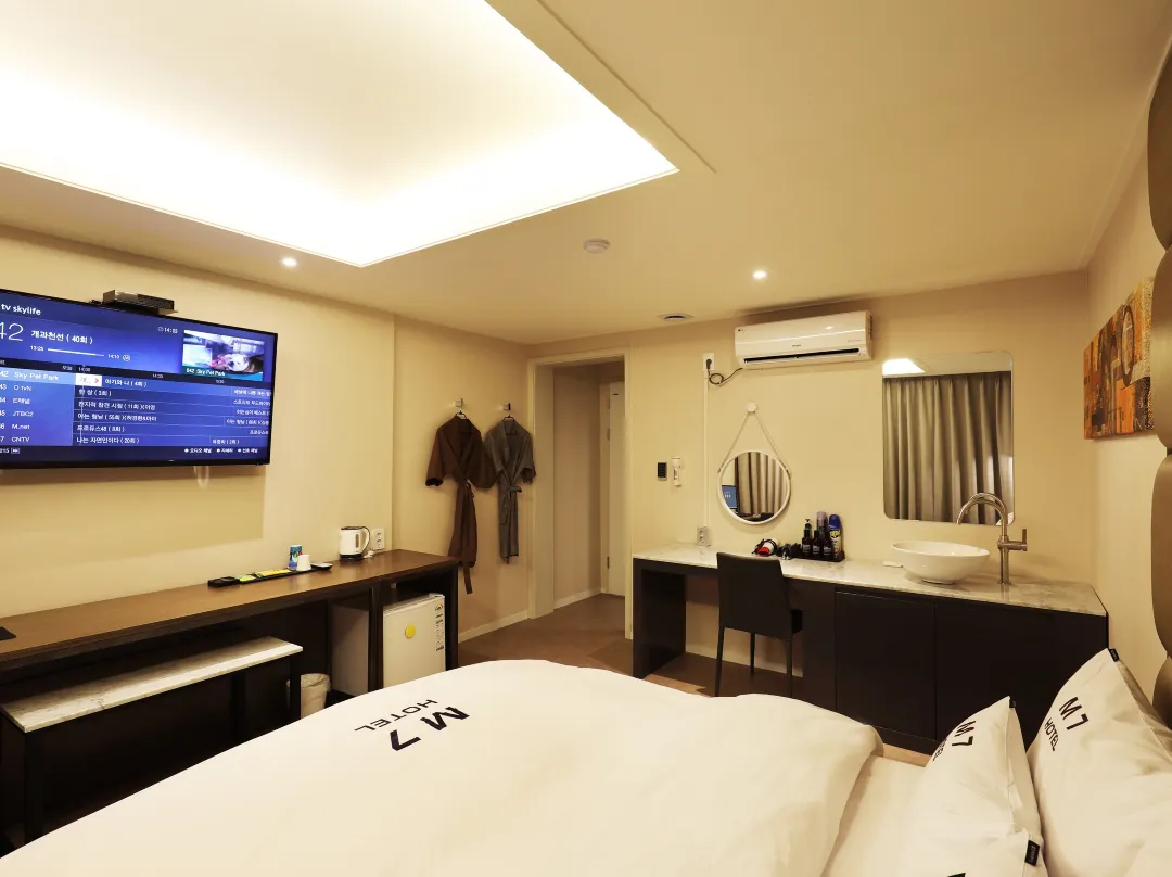 Yongin M7 Hotel - Yongin-si