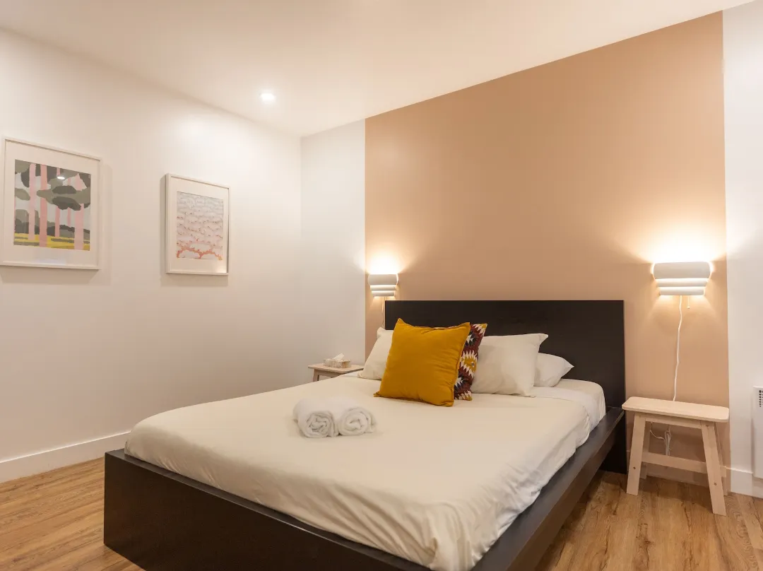 Auberge Saintlo Montréal Hostel - Montreal