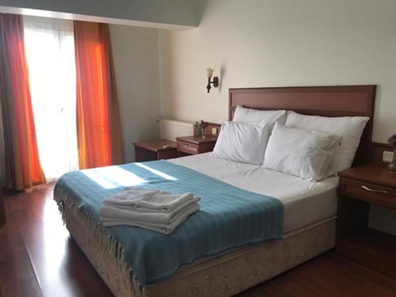 Menekşe Hotel - Ayvalık