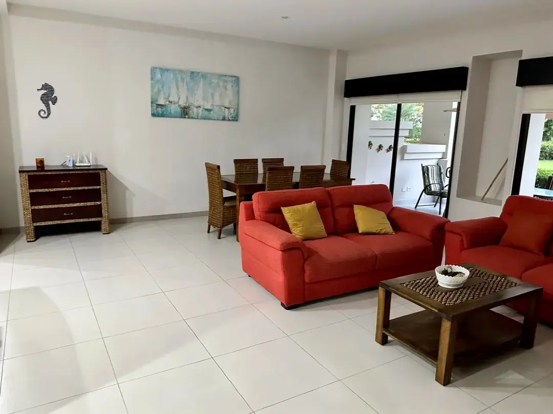 Condominio Privado Moderno Junto A La Playa De Jacó - Jaco