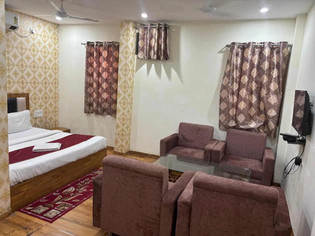 Hotel Arraj - Raipur
