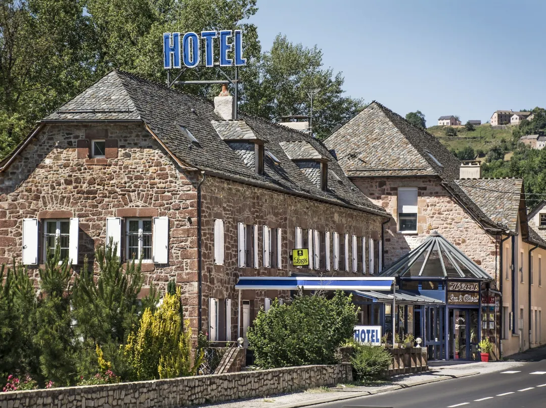 Logis Hôtel Les 2 Rives - La Canourgue