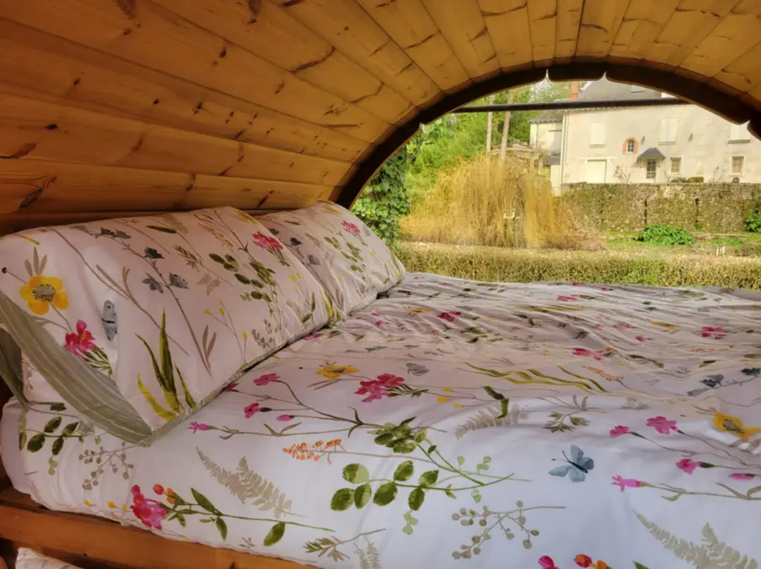 Petite Cabane Confortable Bluebell Dans La Campagne Française - Touraine