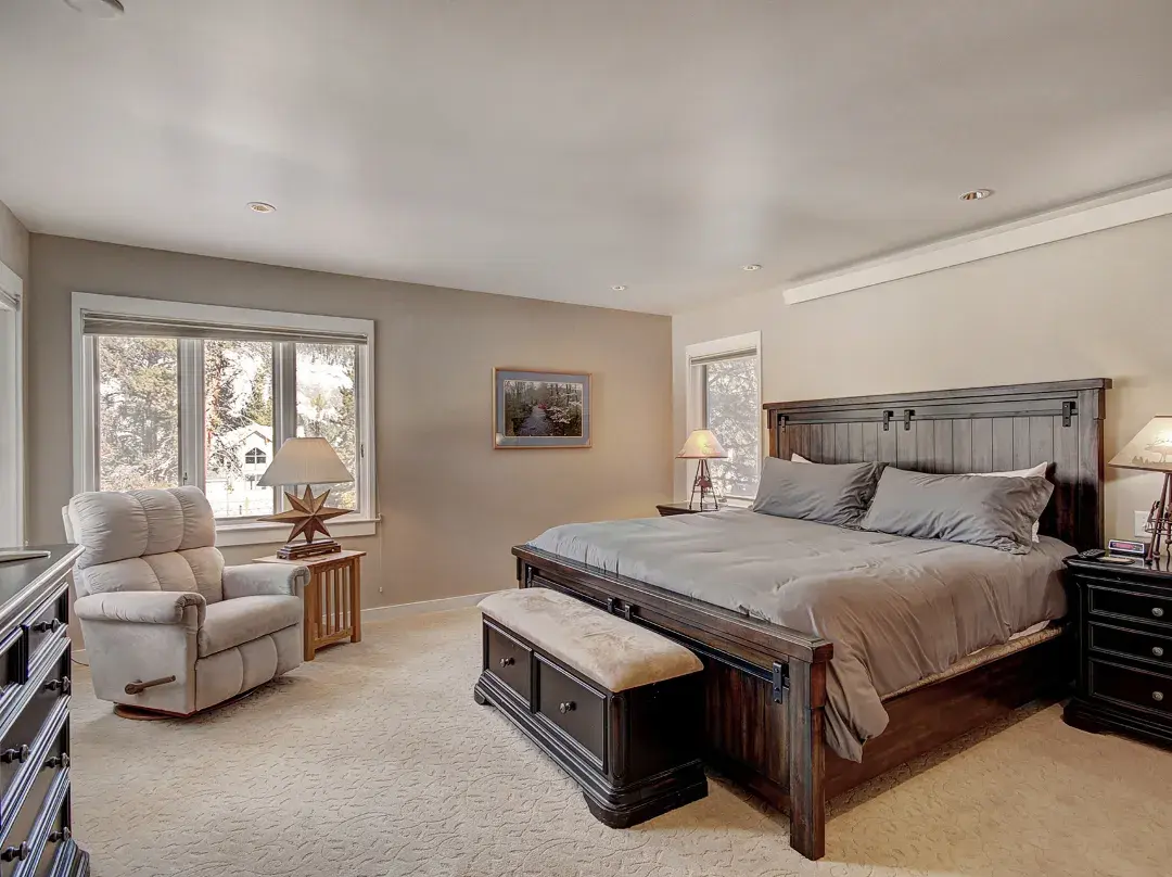 Stunning Mountain Views And Cozy Living Space - Exquisite Cabin Retreat - Keystone, CO