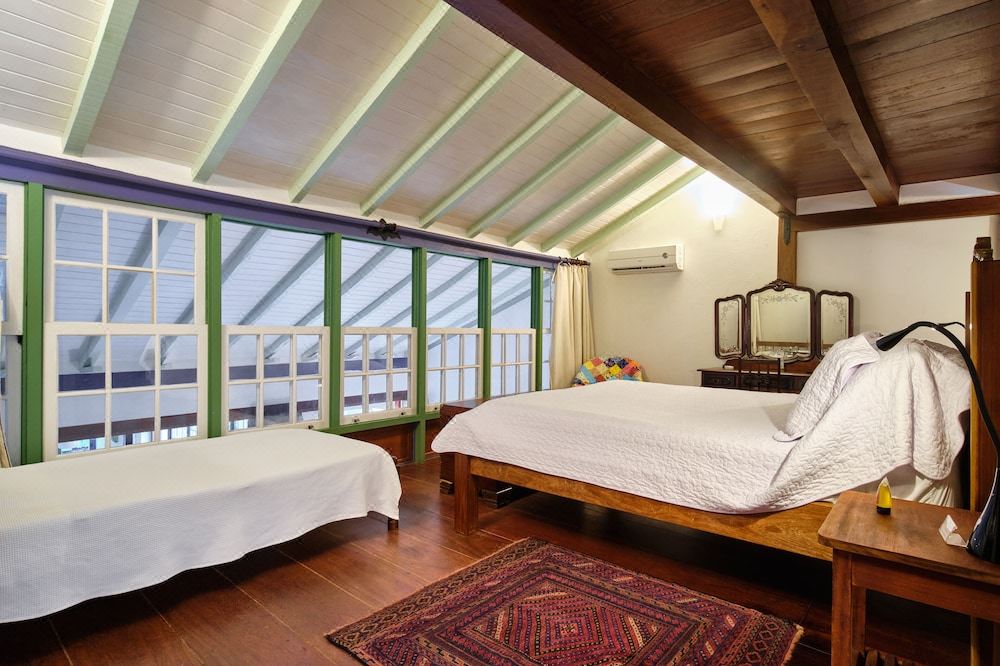 A Casa De Paulo Autran - Paraty