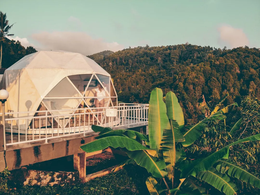 Moondock Luxury Camp - Munduk