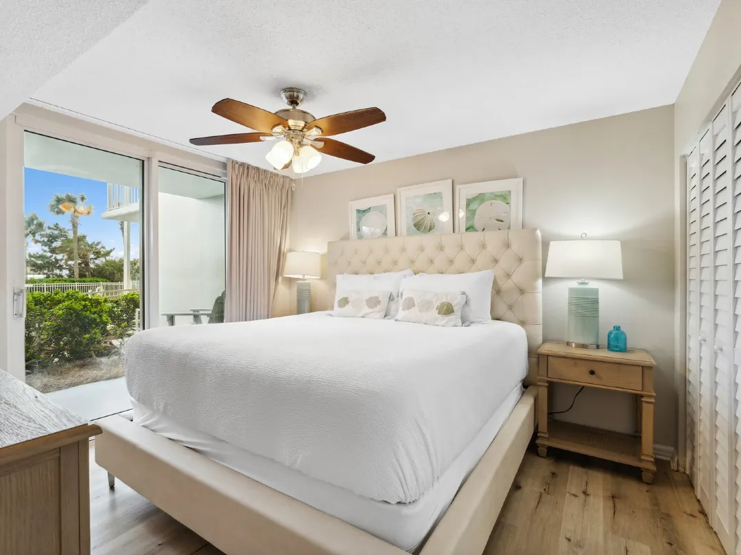 Pelican Beach 114 - Destin, FL