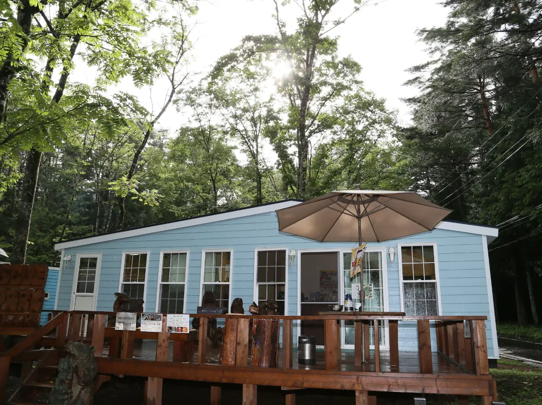 Shimizu Kuniaki’s Paradise Of Forest And Lake - Fujiyoshida