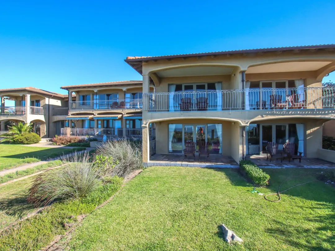 On The Cliff Guest House - Hermanus