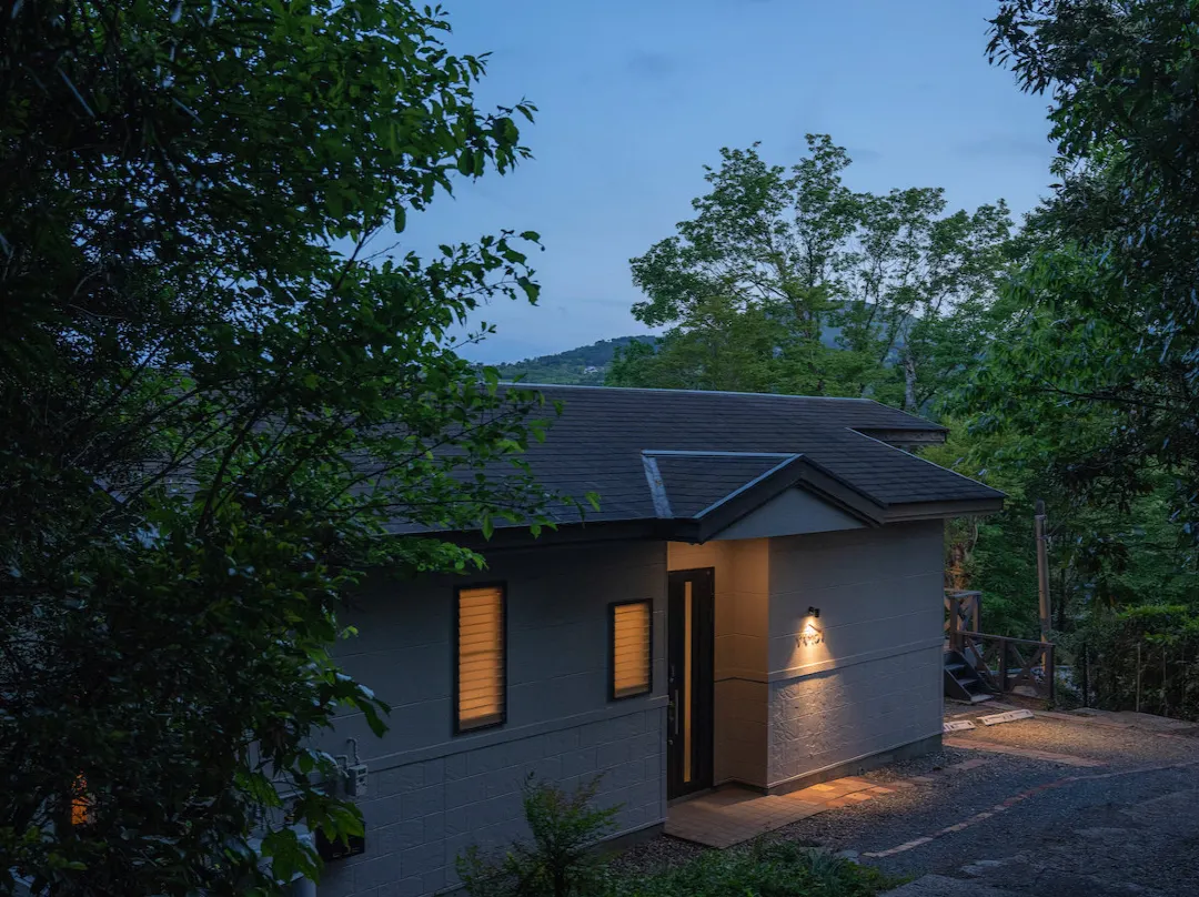 Yamo-kawana Ippekiko - Itō