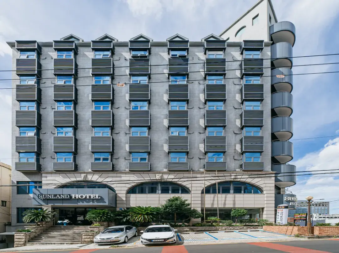 Sunland Hotel - Jeju-si