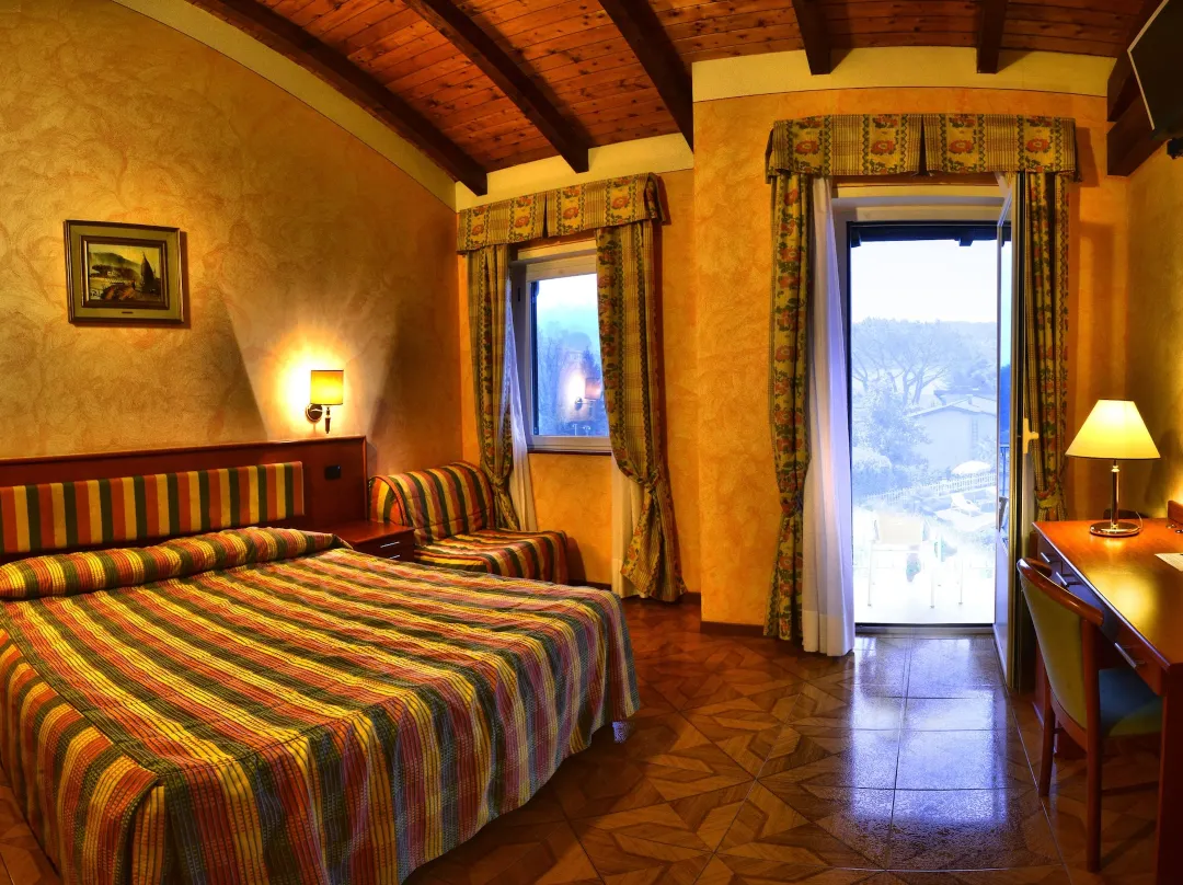 Hotel Ristorante La Bussola - Orta San Giulio
