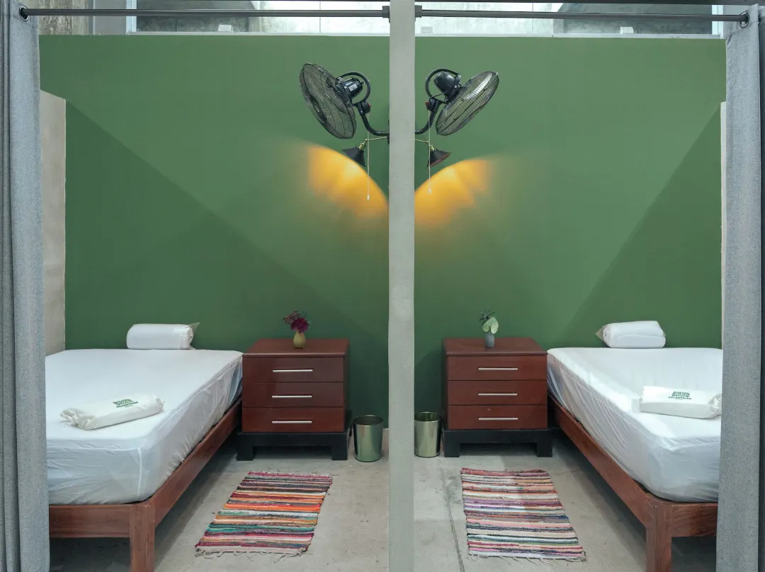 Escentrike Hostal - Mérida