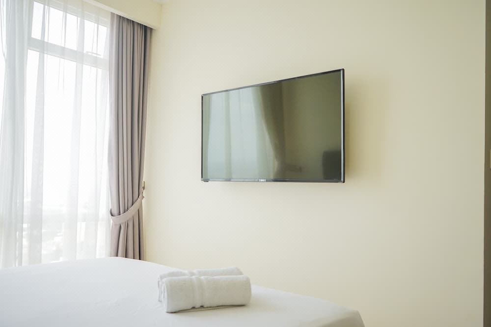 Chic And Cozy 2br Apartment At Menteng Park - Jakarta