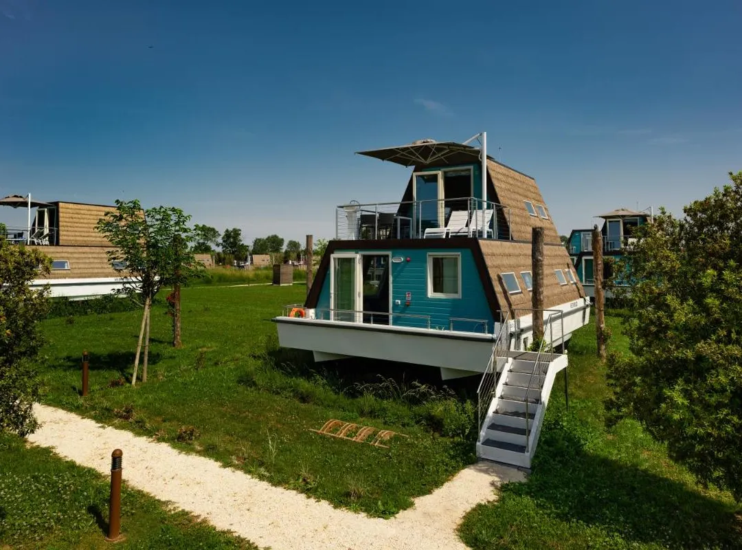 Chalet Unico Marina Azzurra Resort 2 Camere Da Letto 6 Posti Letto - Bibione
