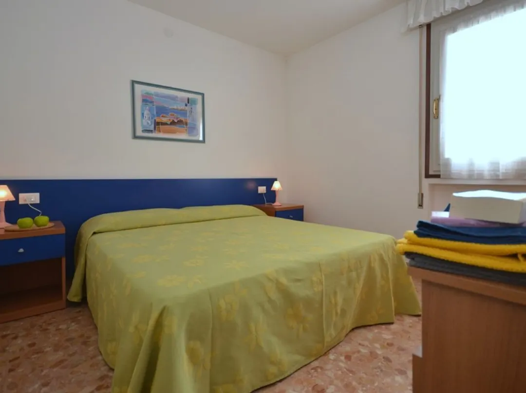Comodo Alloggio Per 6 Persone Con Aria Condizionata E Parcheggio - Bibione Pineda