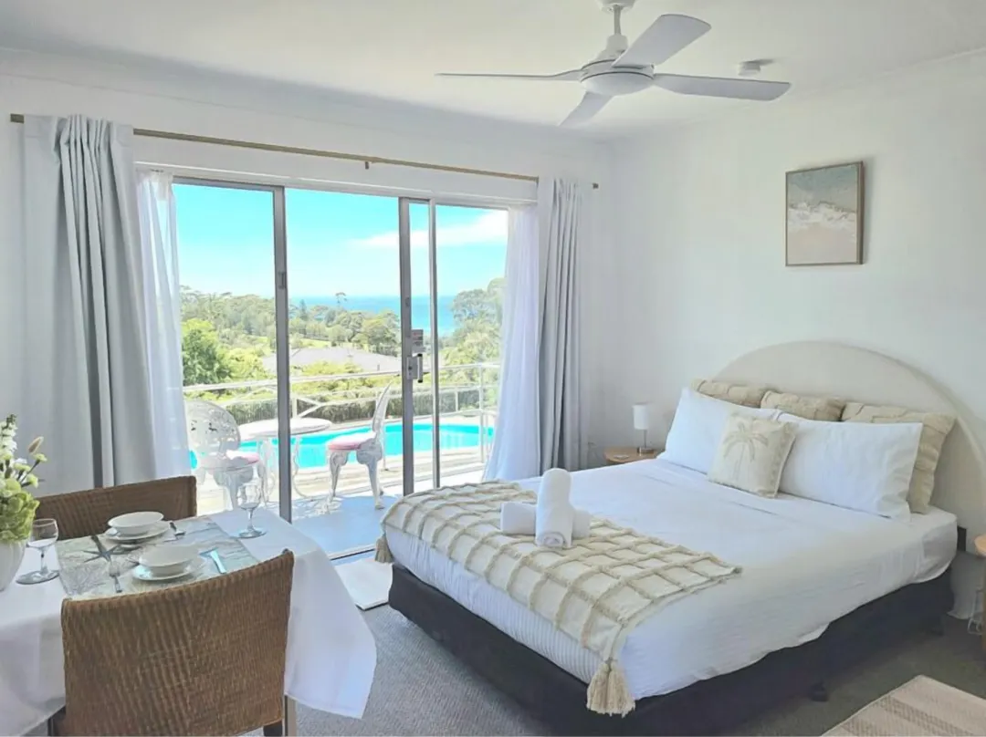 Mollymook Ocean View Motel - Welcoming Guests 18 Years And Older - Ulladulla