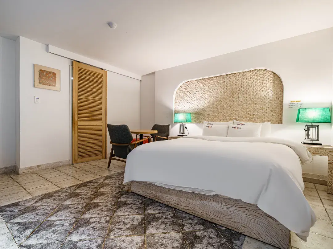 Chungju Apple Hotel - Chungju-si