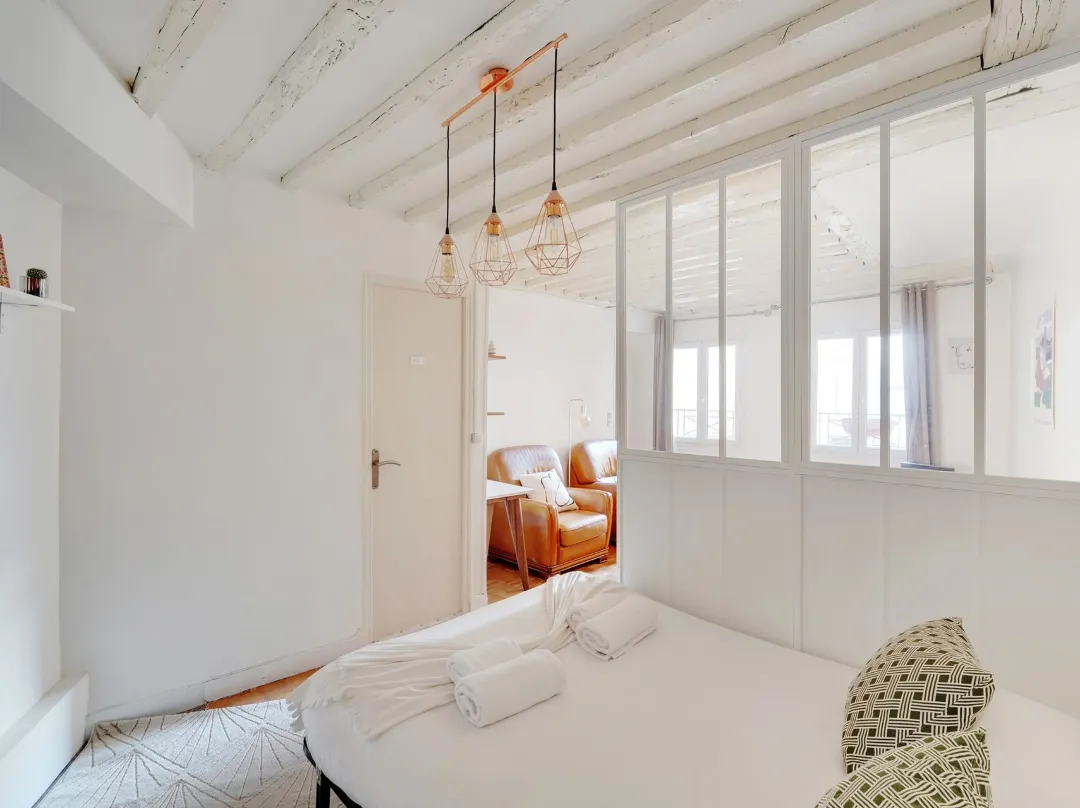 Guestready - Apt Central Artistique Et Confortable