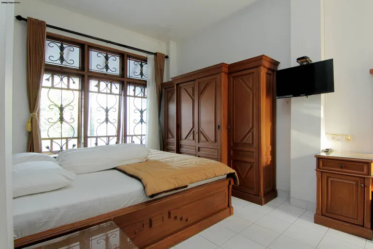 Hotel Fevytra Syariah - Yogyakarta