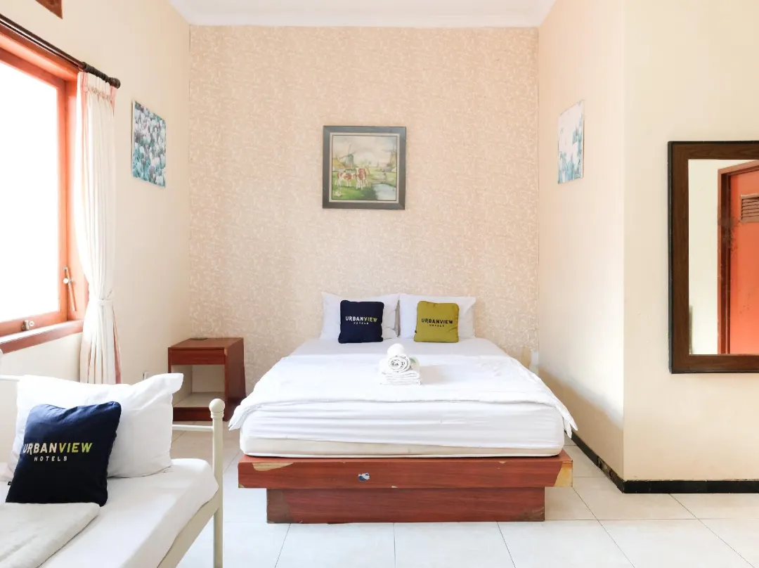 Urbanview Hotel Griya Surya Malang By Reddoorz - Malang
