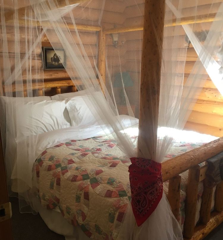 Montana Hill Guest Ranch - British Columbia