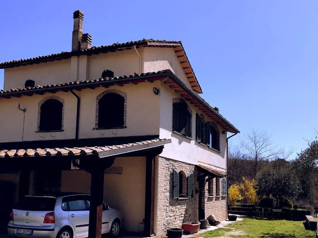 Pian D'isola Agriturismo - Umbria