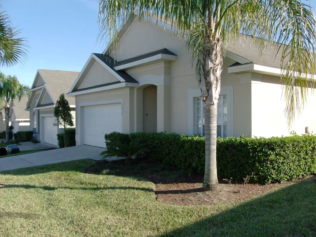 4 Bedroom Executive Pool Home With Games Room - Davenport, FL